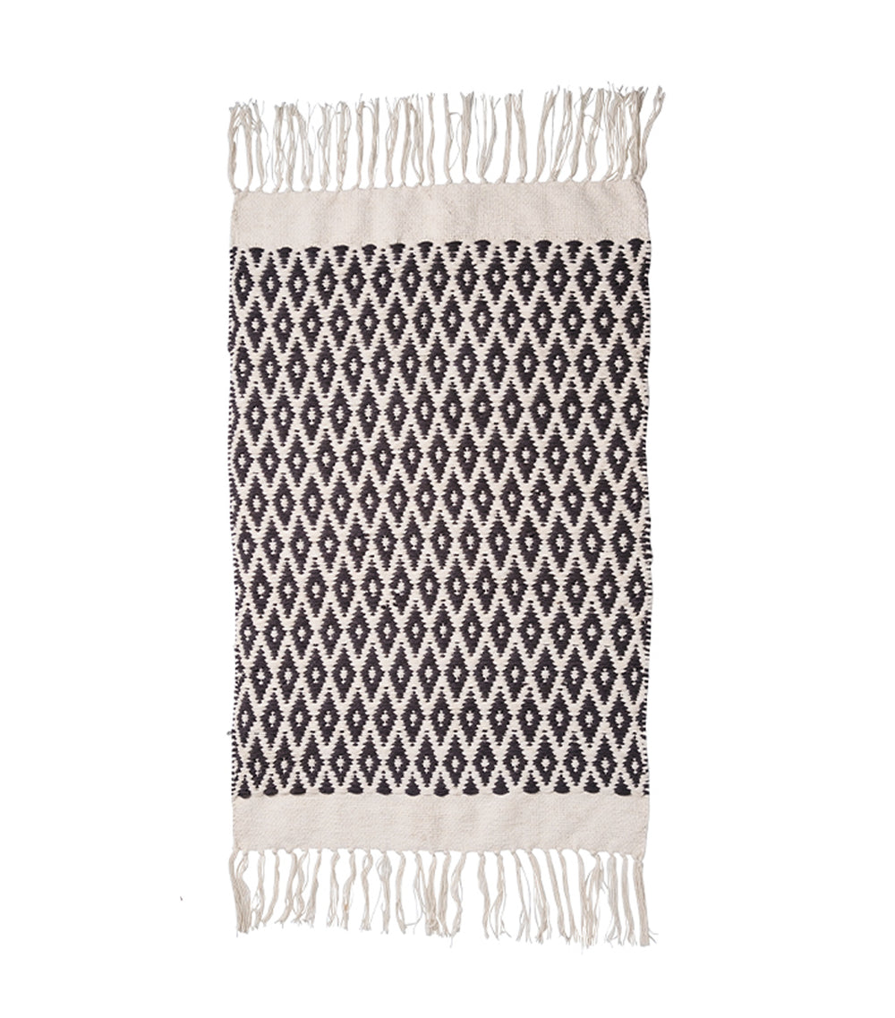 MakeRoom Black Diamond Pattern Mat | Rustan's