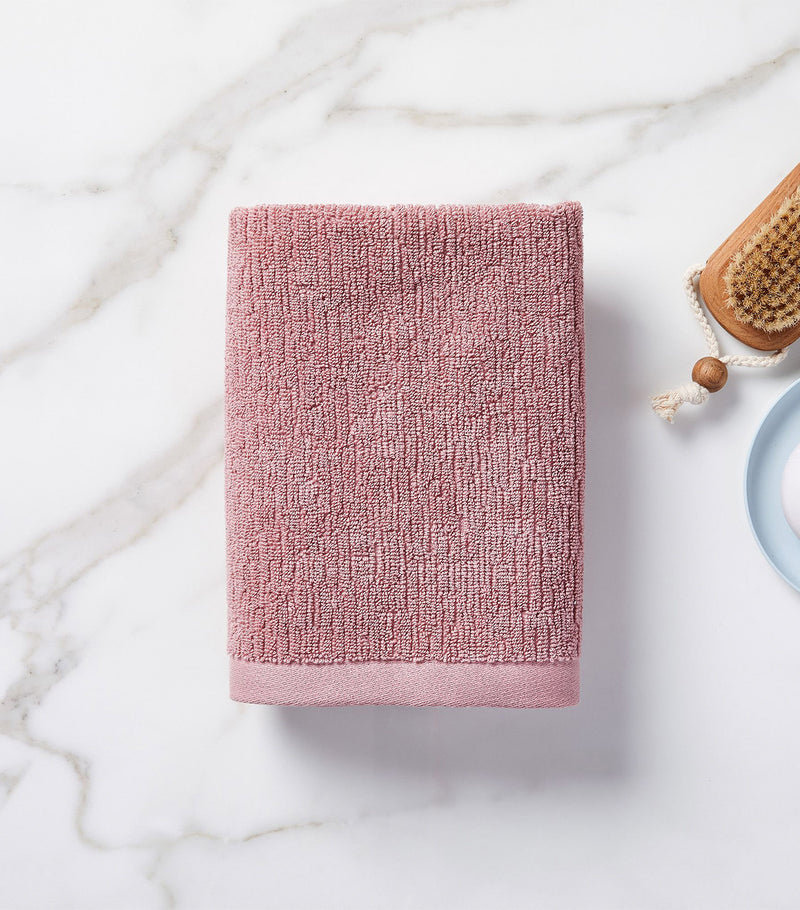 west elm Organic Quick-Dry Towel - Pink Stone | Rustan's